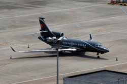 Max Verstappen knapt zijn privéjet op